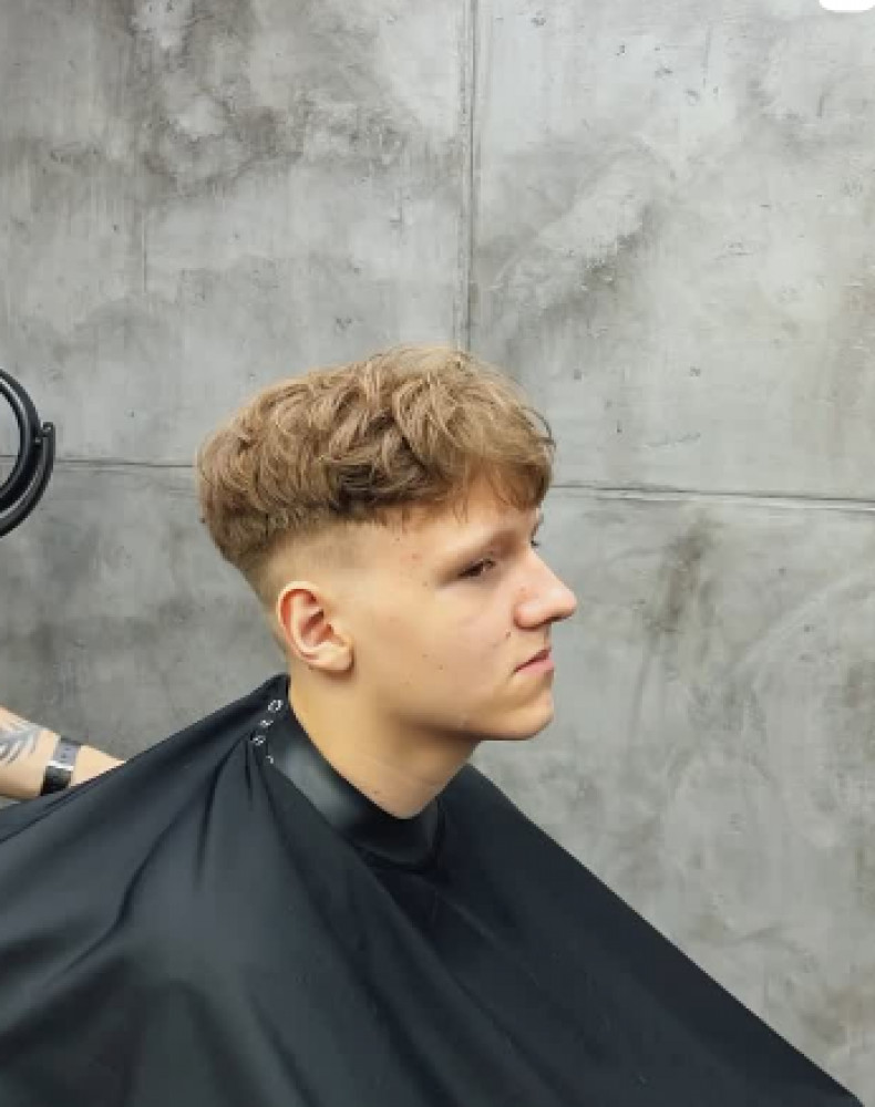 «Topman» Ціни, Відгуки - барбершоп у Кривому Розі | Телефон, онлайн ...